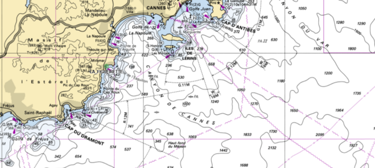 Deciphering nautical charts: a complete guide for sailors - Aquila Yachting