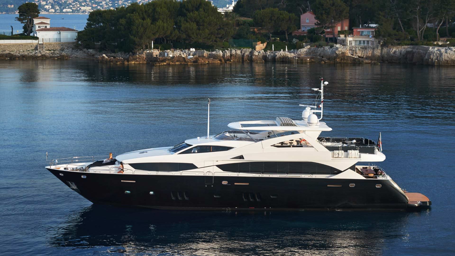 Aquila Yachting - Yacht for sale Sunseeker 34 meters yacht is available ...