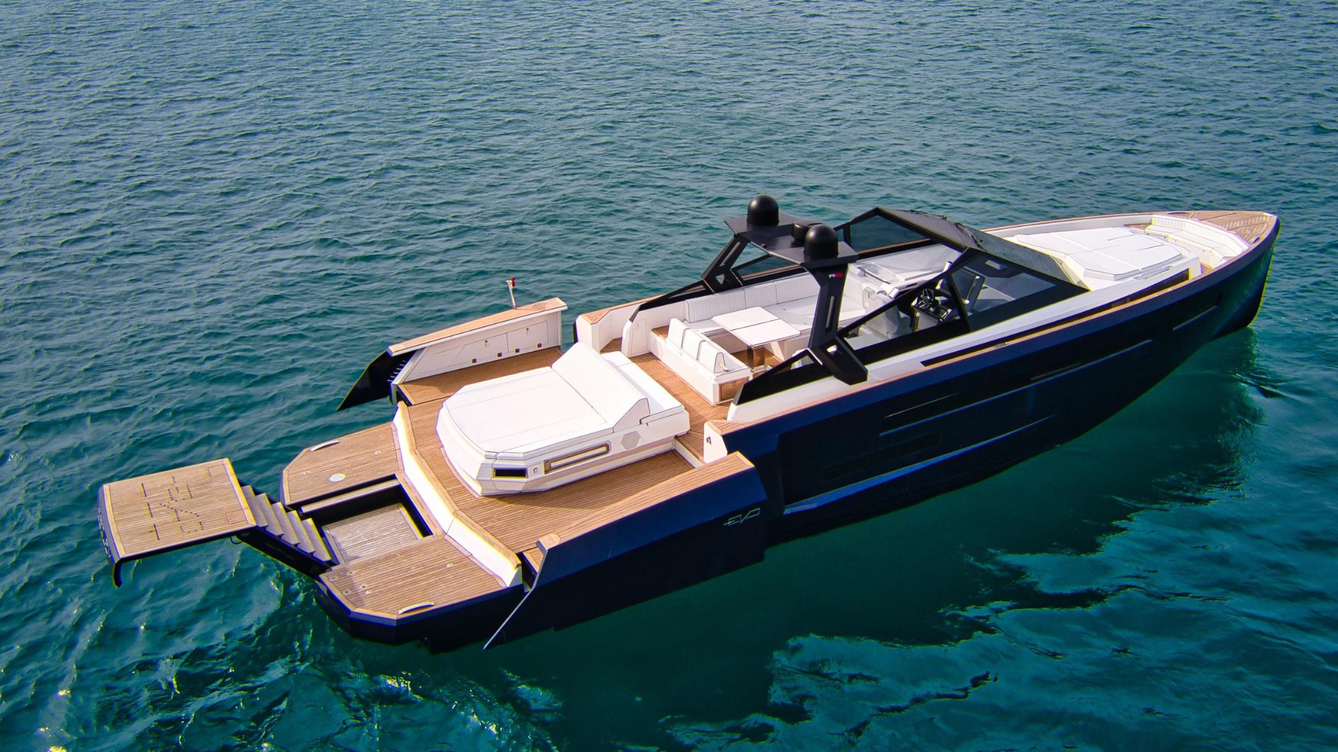 Aquila Yachting - Evo r6 yacht charter in french riviera